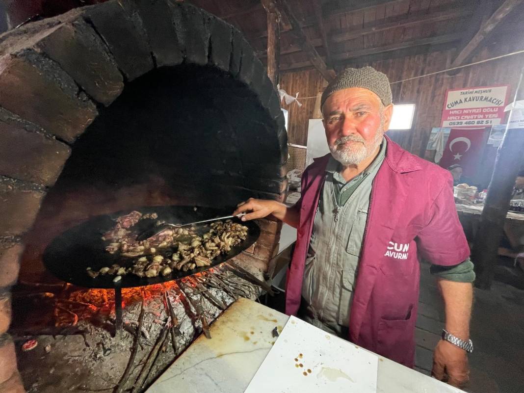 400 yıllık lezzet sırrı! Dualı etler sadece cuma günü pişiyor